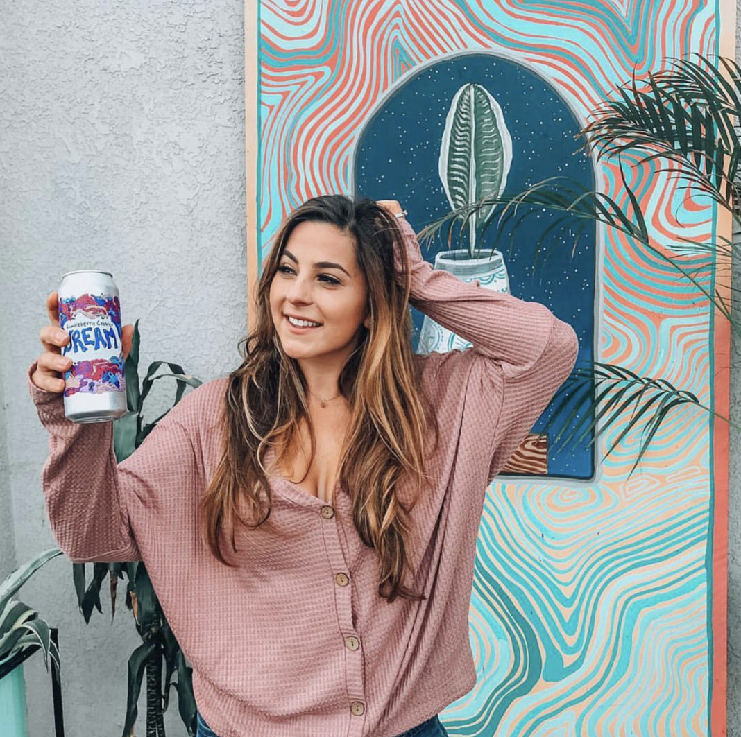 The story of the Girl with Beer has just gone viral - Taste The Dram